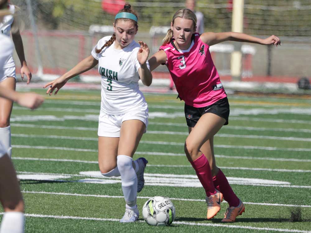 Tornado girls fall in battle of SWC leaders | Rogue Valley Times