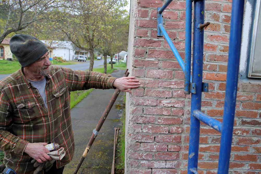 ‘These bricks should last another 100 years’: Mason restores Gold Hill ...