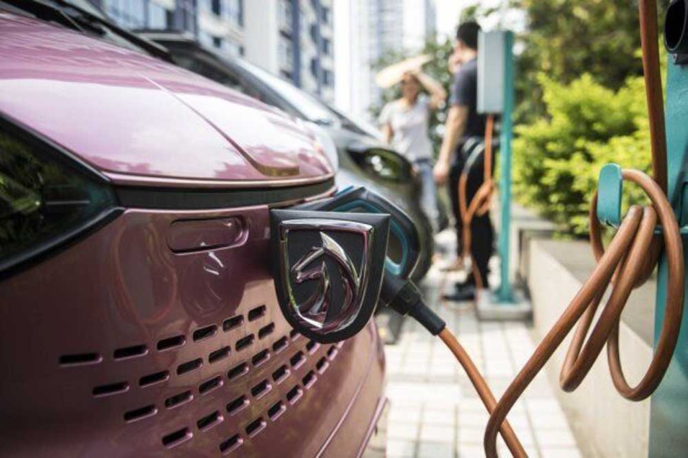 A New Worry That Every Electric-Vehicle Owner Should Know About | Rogue ...