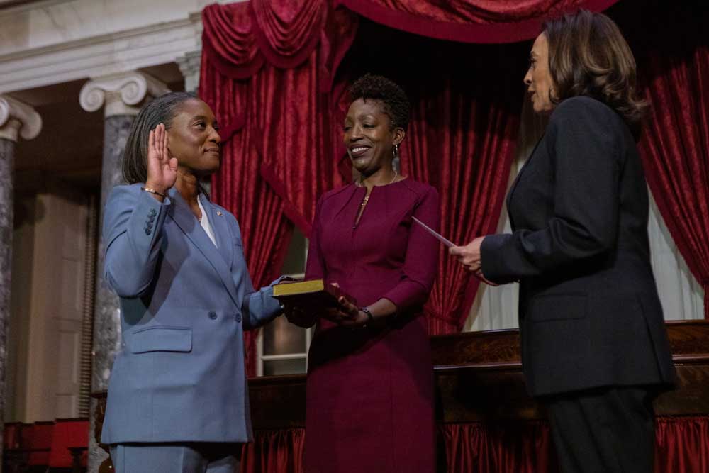 Laphonza Butler sworn in as California’s newest US senator - Rogue ...