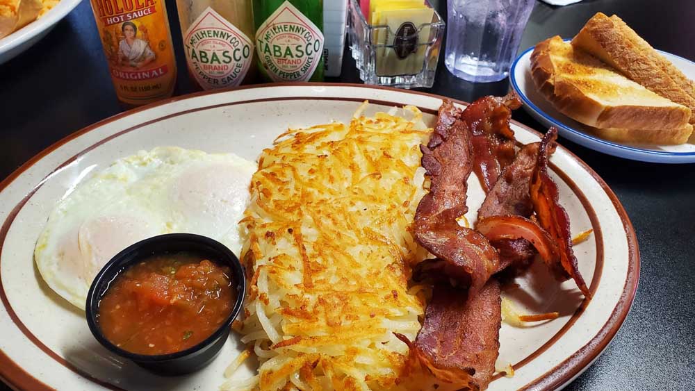 Vines & Tines: Breakfast at Memo’s Kitchen is a no nonsense no-brainer ...