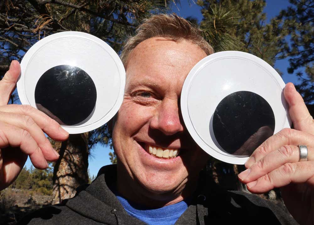 Is this the prankster behind Bend’s googly-eyed art stunts? | Rogue ...