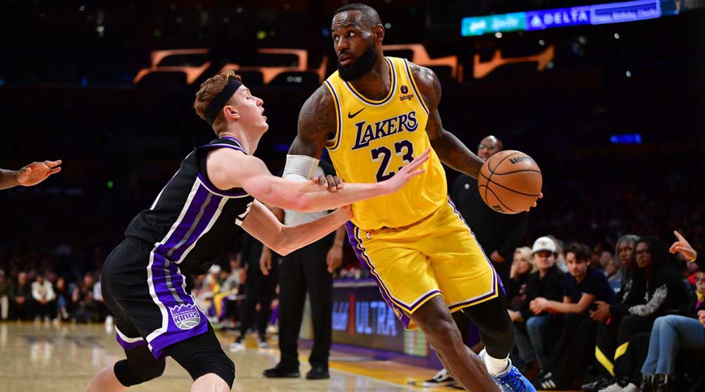 LeBron James Explains Early Exit From Lakers-Kings Game Due to Injury ...
