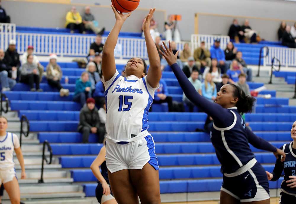 PREP HOOPS: Akpan powers South Medford past Jesuit in POA Holiday ...