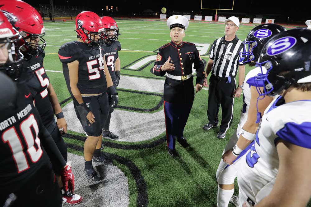 OSAA tweaks playoff structure for 6A football | Rogue Valley Times