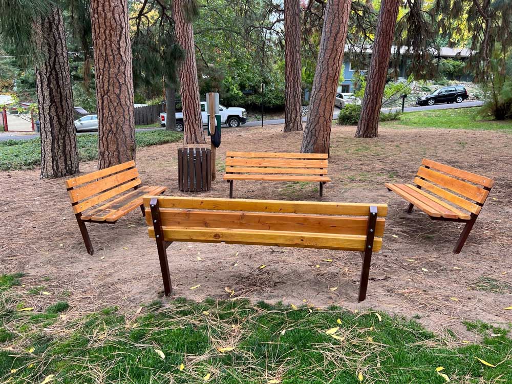 OUTDOORS ADVENTURES: New Ashland park benches; Table Rock trail work ...