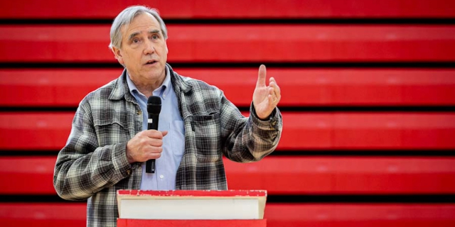 US Sen. Merkley sets Ashland High town hall for Sunday, Jan. 11 | Rogue ...