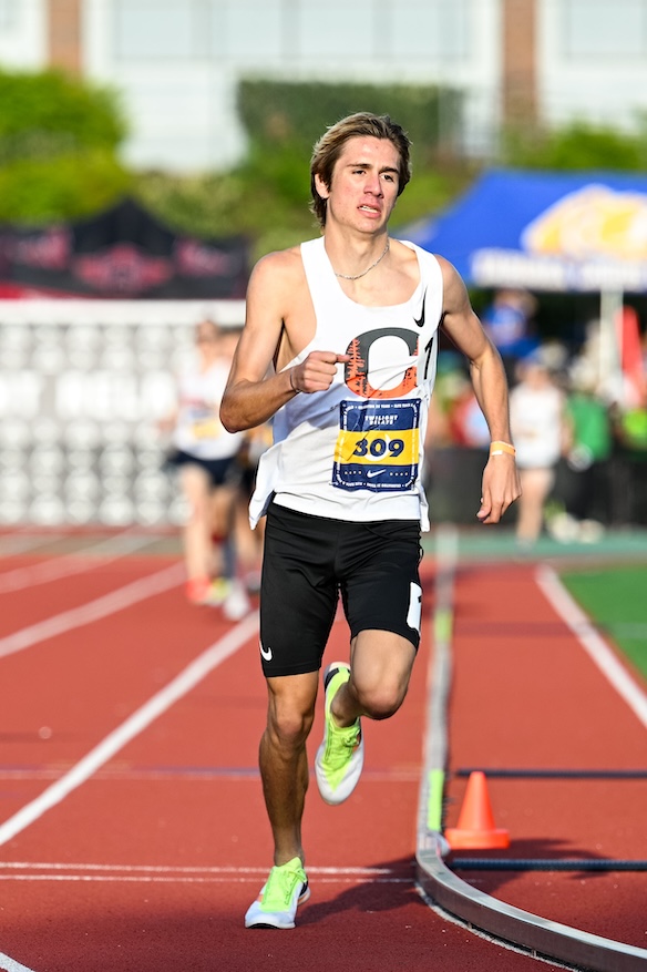 Crater’s Josiah Tostenson passes an Oregon legend in the mile | Rogue ...