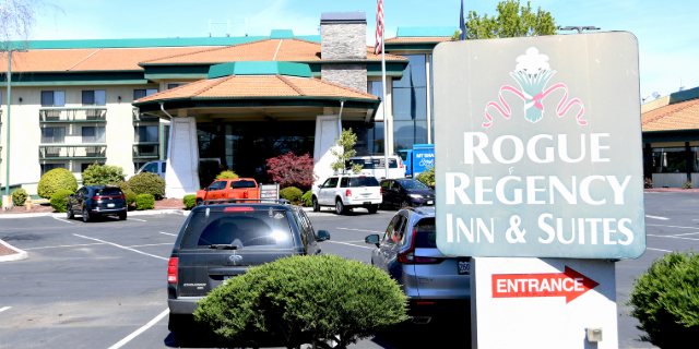 Rogue Regency Inn & Suites in Medford listed for sale at $14 million ...
