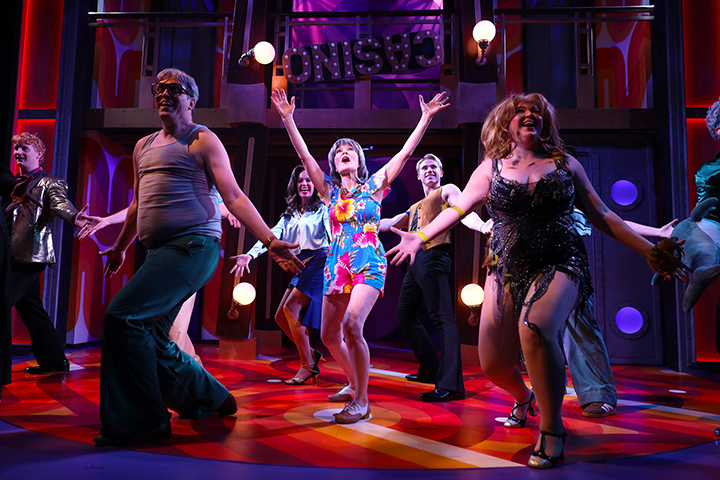 Oregon Cabaret Theatre stages a 1970s ‘Disaster’ movie … musical ...