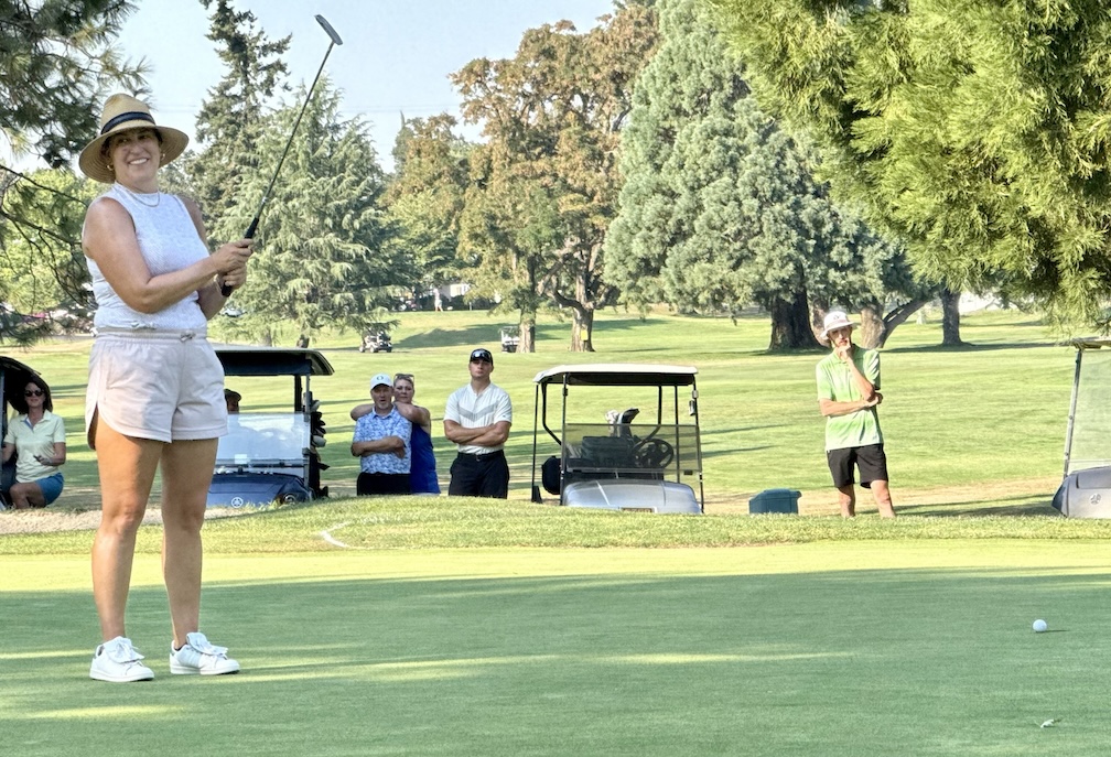 Quincy Beyrouty romps to third straight SOGC women’s golf title | Rogue ...