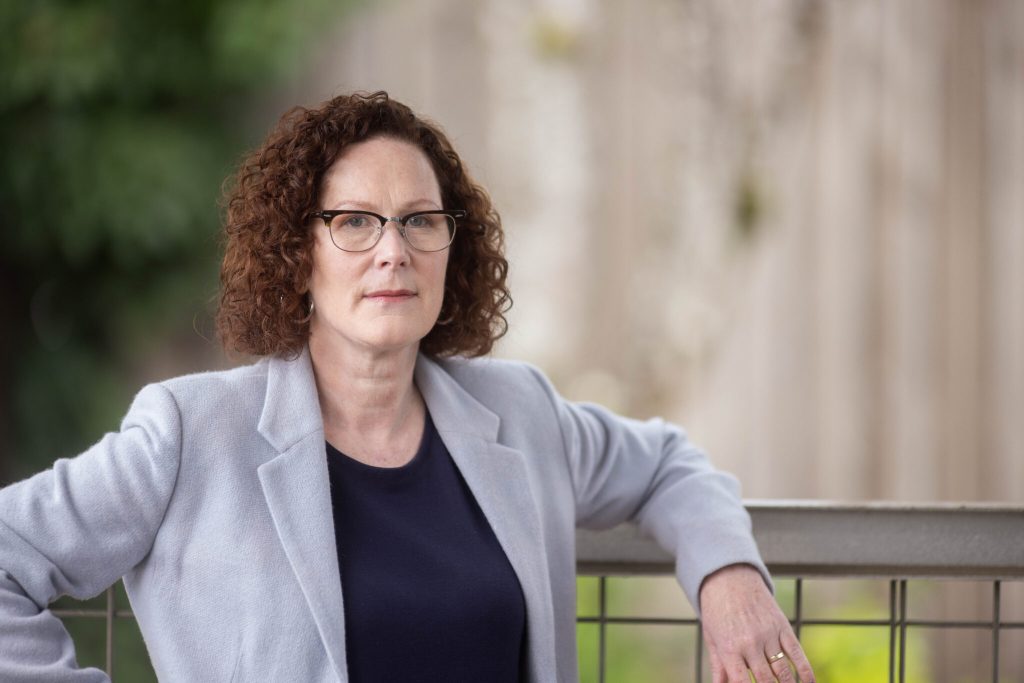 Oregon Rep. Val Hoyle violated STOCK Act by missing deadlines to ...