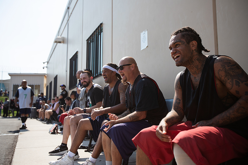 Former inmate and SOU basketball player brings hope, hoops to Deer ...