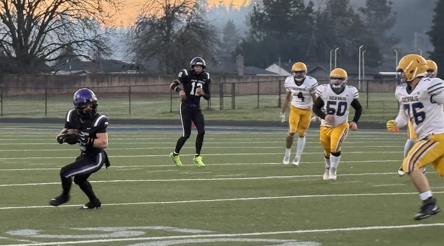 Top-seeded Cascade Christian returns to 3A final behind stout showing ...