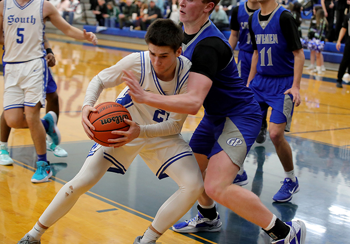 PREP HOOPS: South Medford uses 4th-quarter barrage to club Cavemen ...