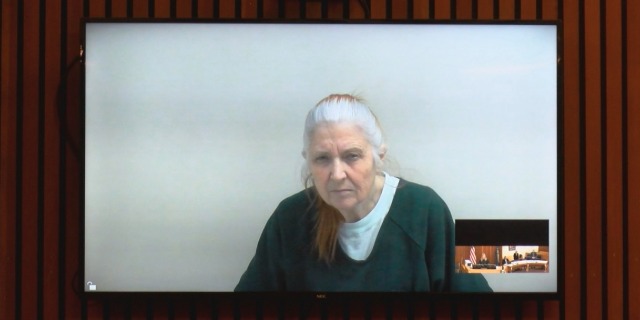 Prosecutors want Eagle Point woman to forfeit rights to surviving dogs ...